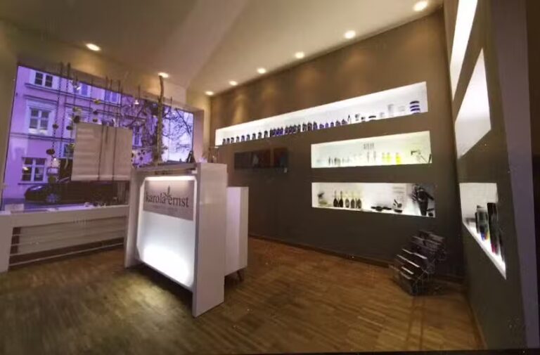 Friseursalon Karola Ernst - Friseursalons und Barbershops in Schwaben ...