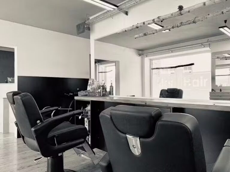 Hier Hair Männersalon - Friseursalons und Barbershops in Schwaben, Bayern